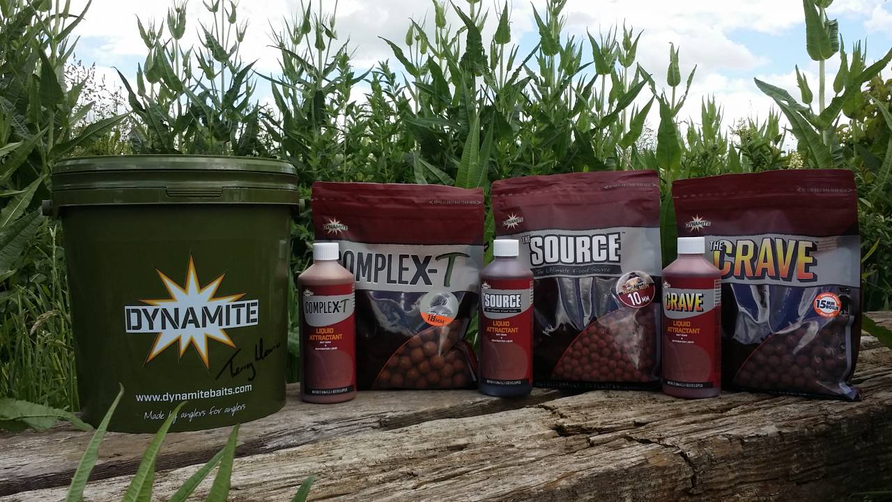 Win a Terry Hearn Signed Bucket & Bait Bundle - Dynamite Baits