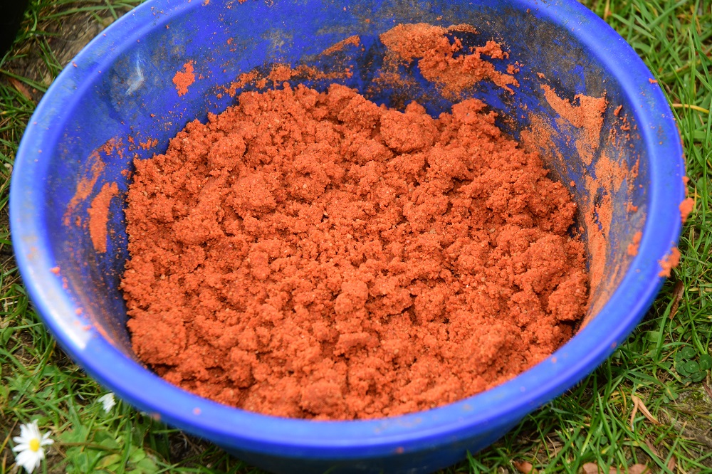 How to make the perfect carp paste for match fishing - Dynamite Baits