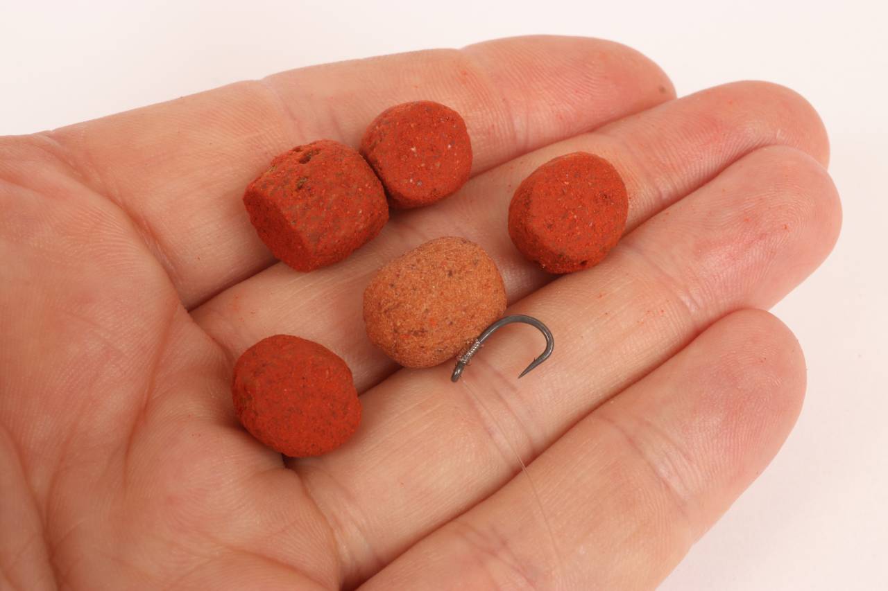 Paul Garner’s Floater Fishing Tips - Dynamite Baits
