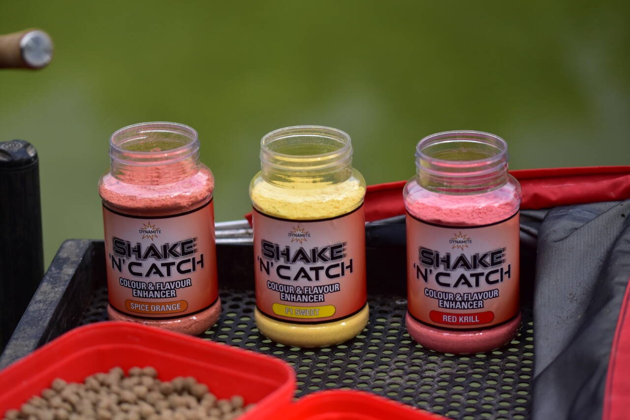 Shake ‘N’ Catch Colour & Flavour Enhancers - Dynamite Baits