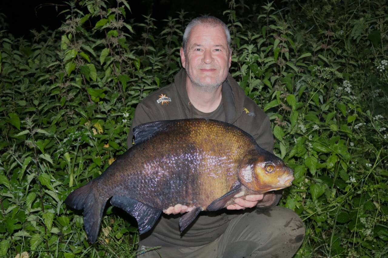 Tony Gibson Banks 16lb 14oz Specimen Bream! - Dynamite Baits